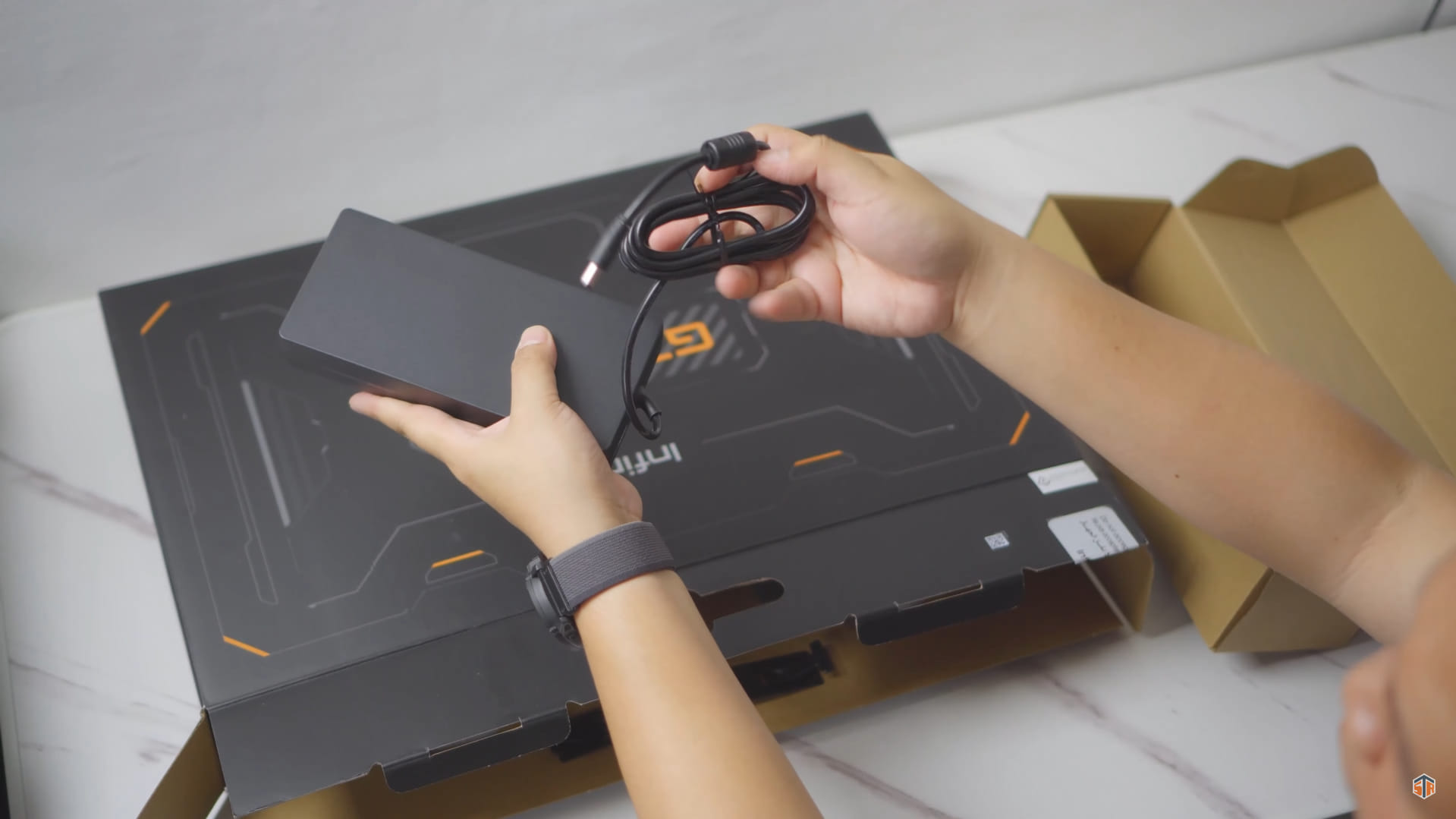 Infinix GTBOOK - Ang UNANG Gaming Laptop ng Infinix! - Sulit Tech Reviews